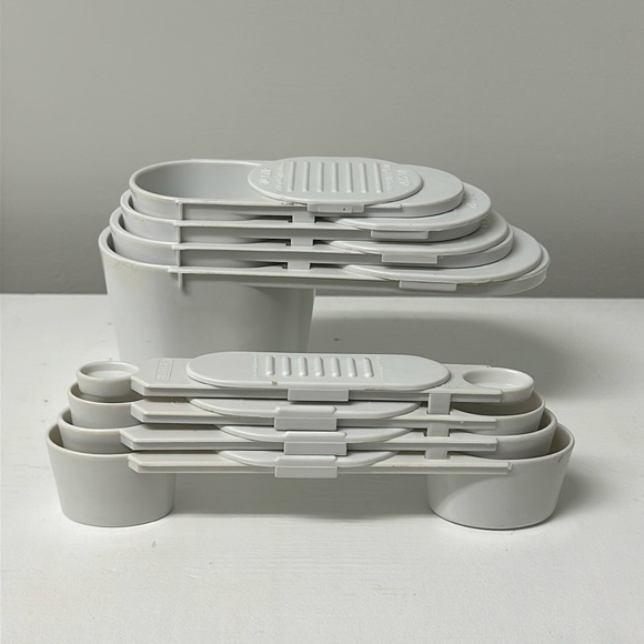 Weight Watchers | Kitchen | 8 Pieces Of Weight Watchers Measuring Cups ...